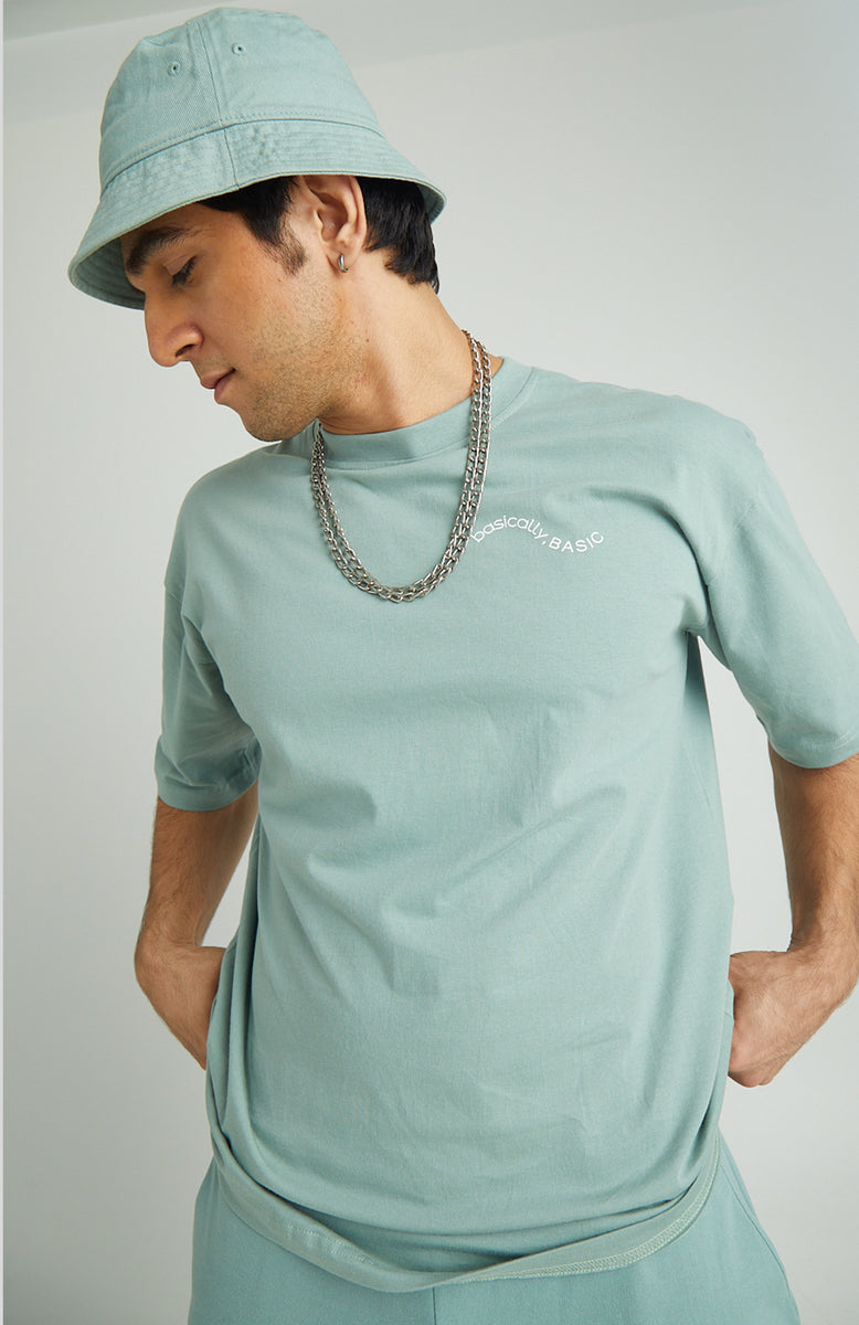 Unisex Oversized Tee – Basically, Basic